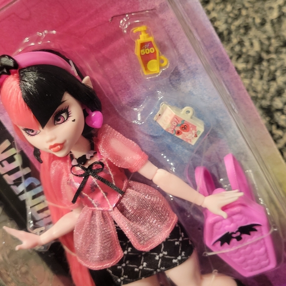 monster high | Toys | Monster High Draculauras Day Out Doll | Poshmark